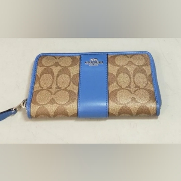 Coach | Bags | Coach Designer Signature Tan Blue Monogram Stripe ...